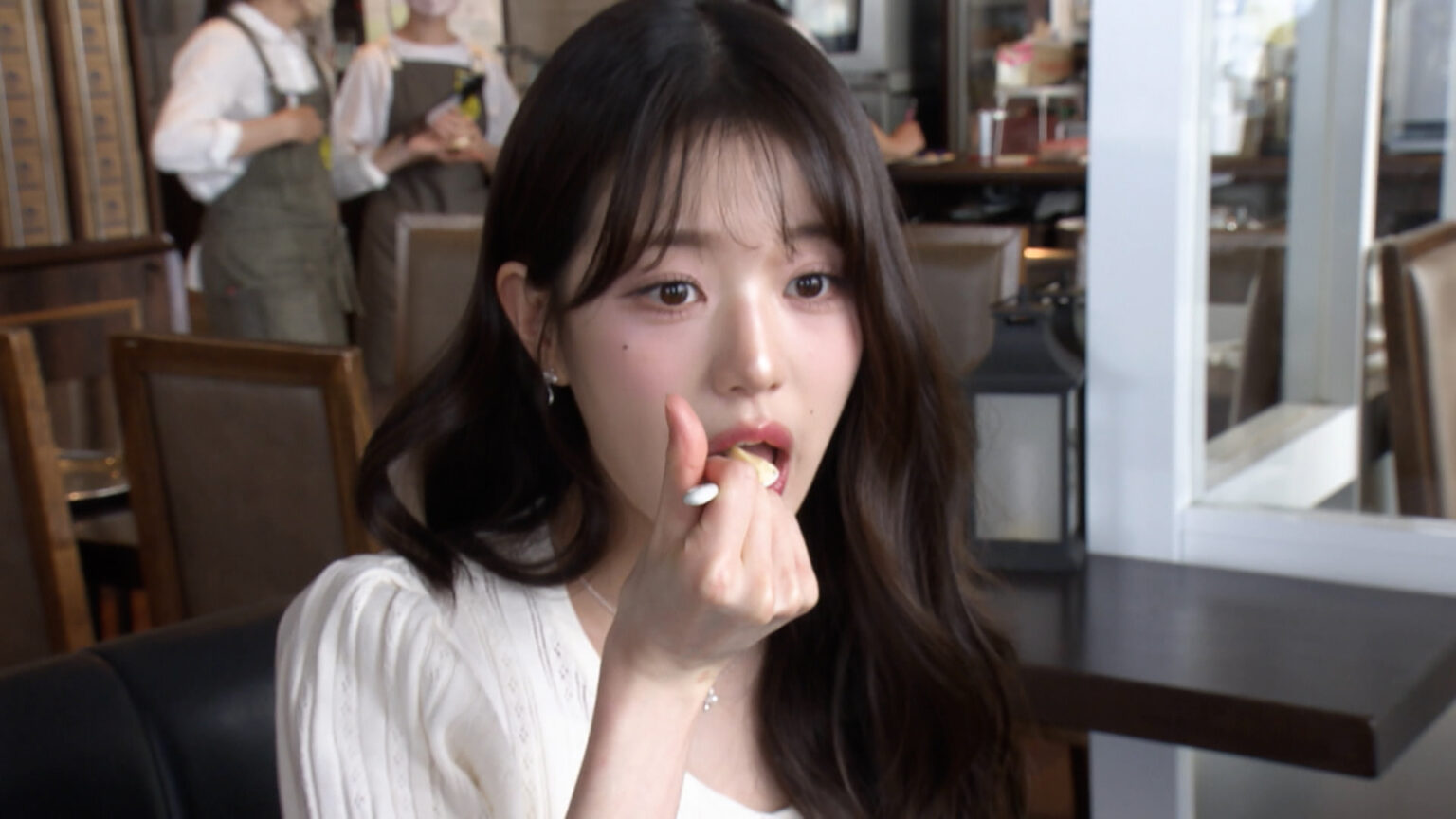 「相席食堂」K-POPスターのIVE登場！ウォニョンのおちょぼ口食レポに「ちょっと待てぃ！！」 | ABCマガジン