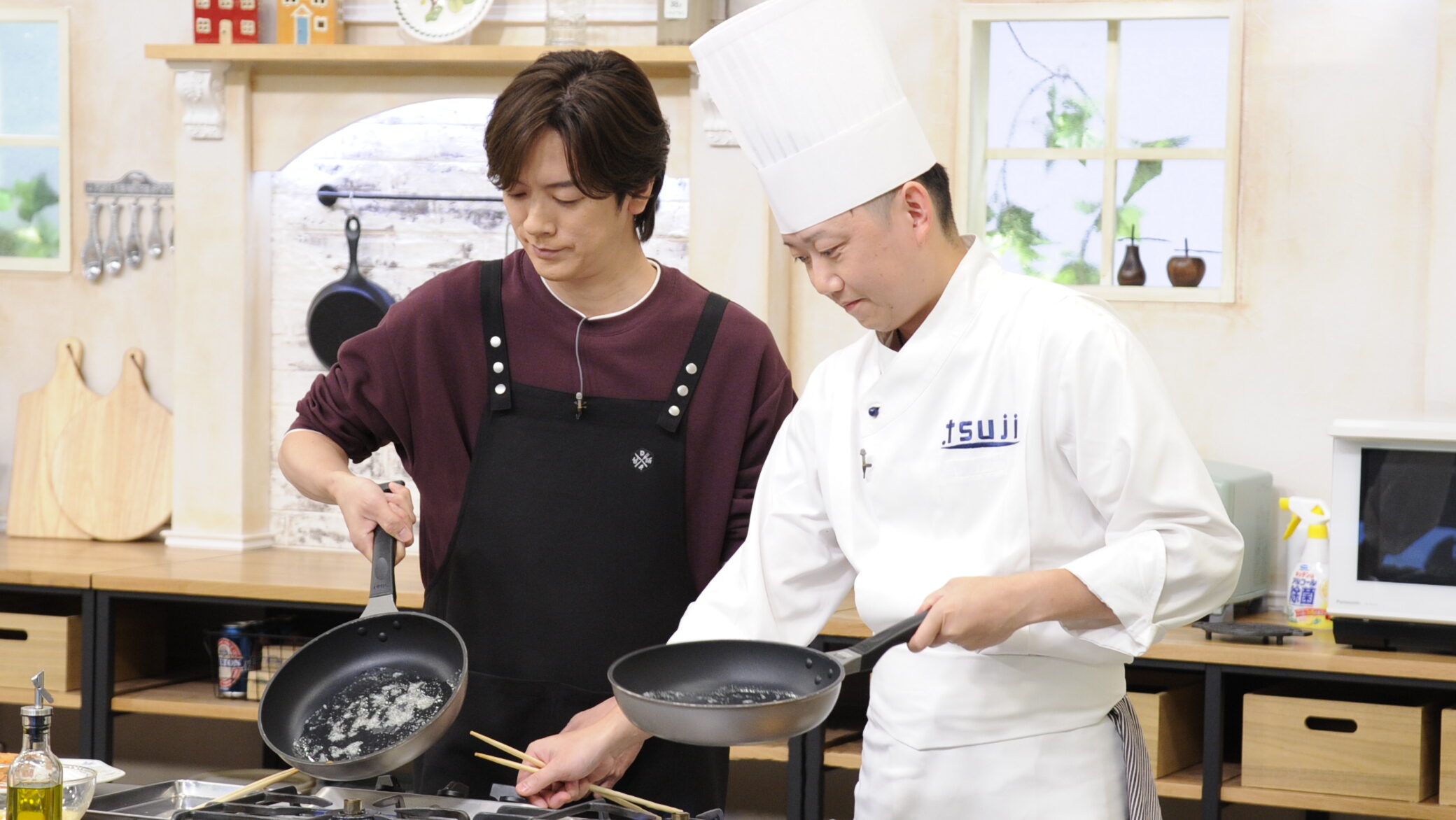 「♪むちむちベイビ～ って歌ってます」DAIGO、4歳娘は弟のむっちりボディに夢中！ | ABCマガジン