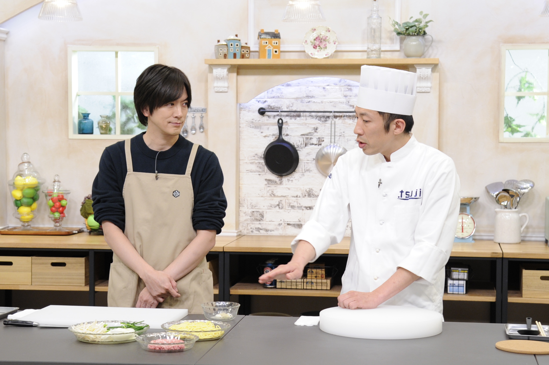 豆板醤、豆豉醬に並ぶのは…？DAIGO流“中華ジャン3兄弟”の仰天ラインナップに「ちがう醤w」と視聴者総ツッコミ！ | ABCマガジン