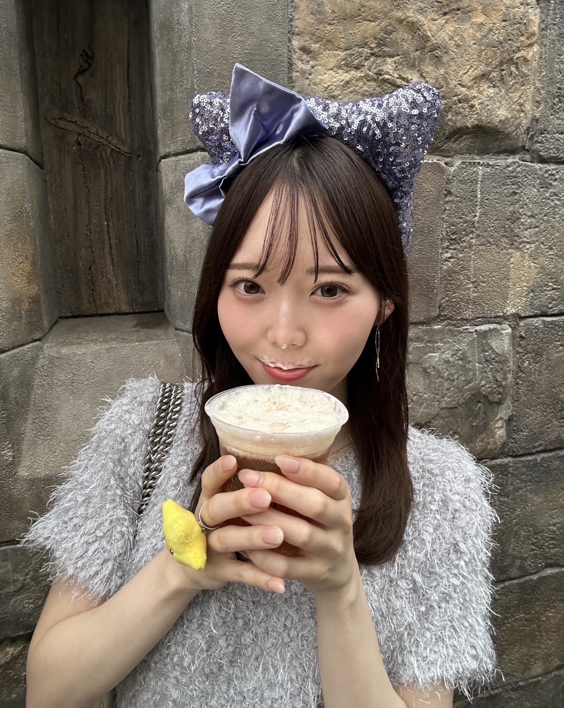 新貝まゆアナ お休みの日はUSJに♩ （ABCテレビ） | ABCマガジン