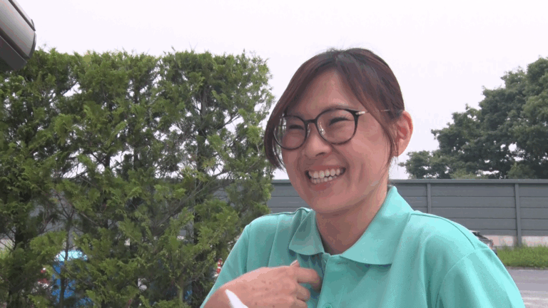 JRA初 新たな競馬の歴史の扉を開いた女性調教師 「馬とスタッフを幸せにしたい」と合格率10％以下の難関を突破 愛馬で初の重賞制覇なるか？ | ABCマガジン